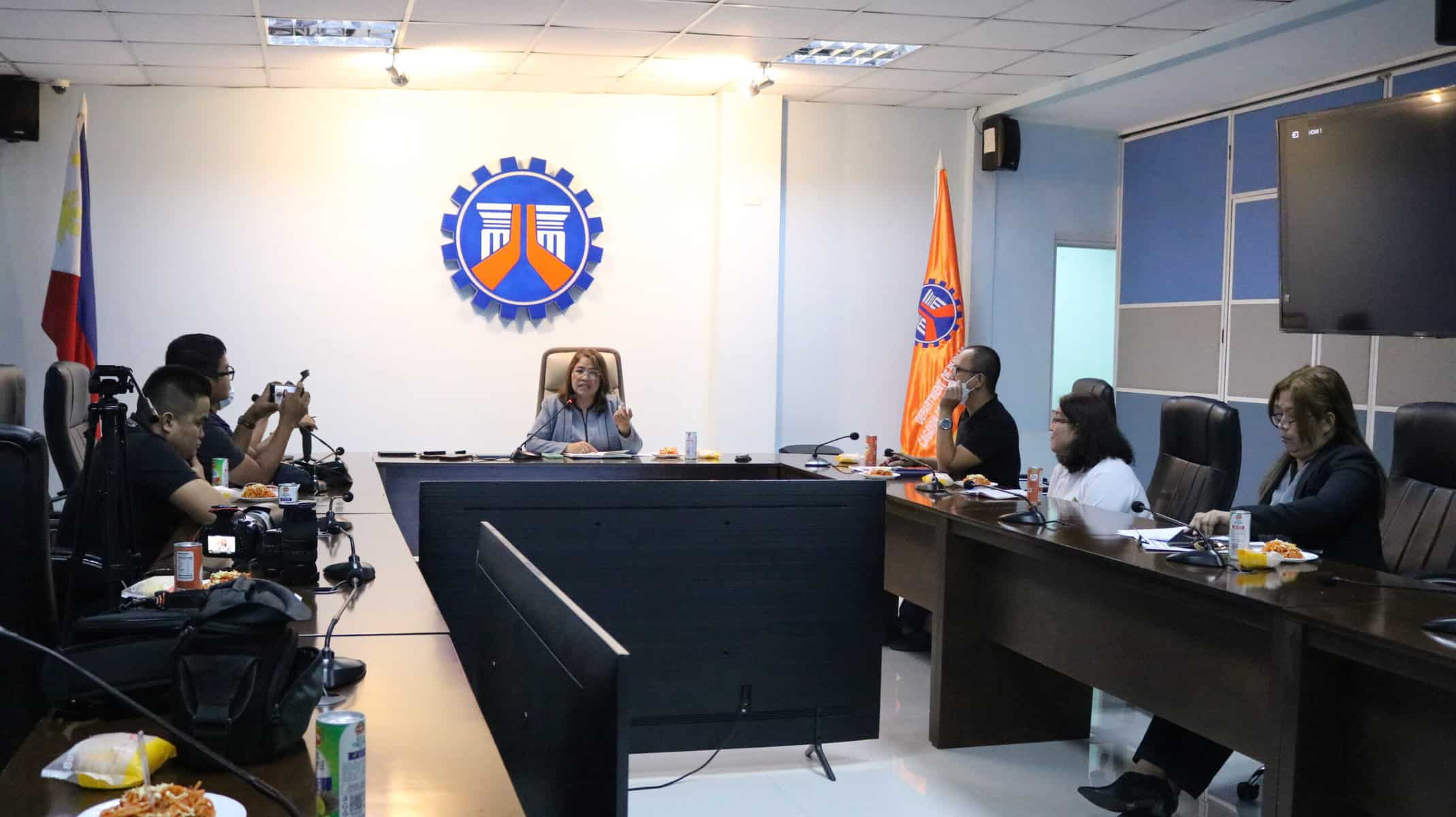DPWH CDO initiates solar water system projects - Philippine Daily Post