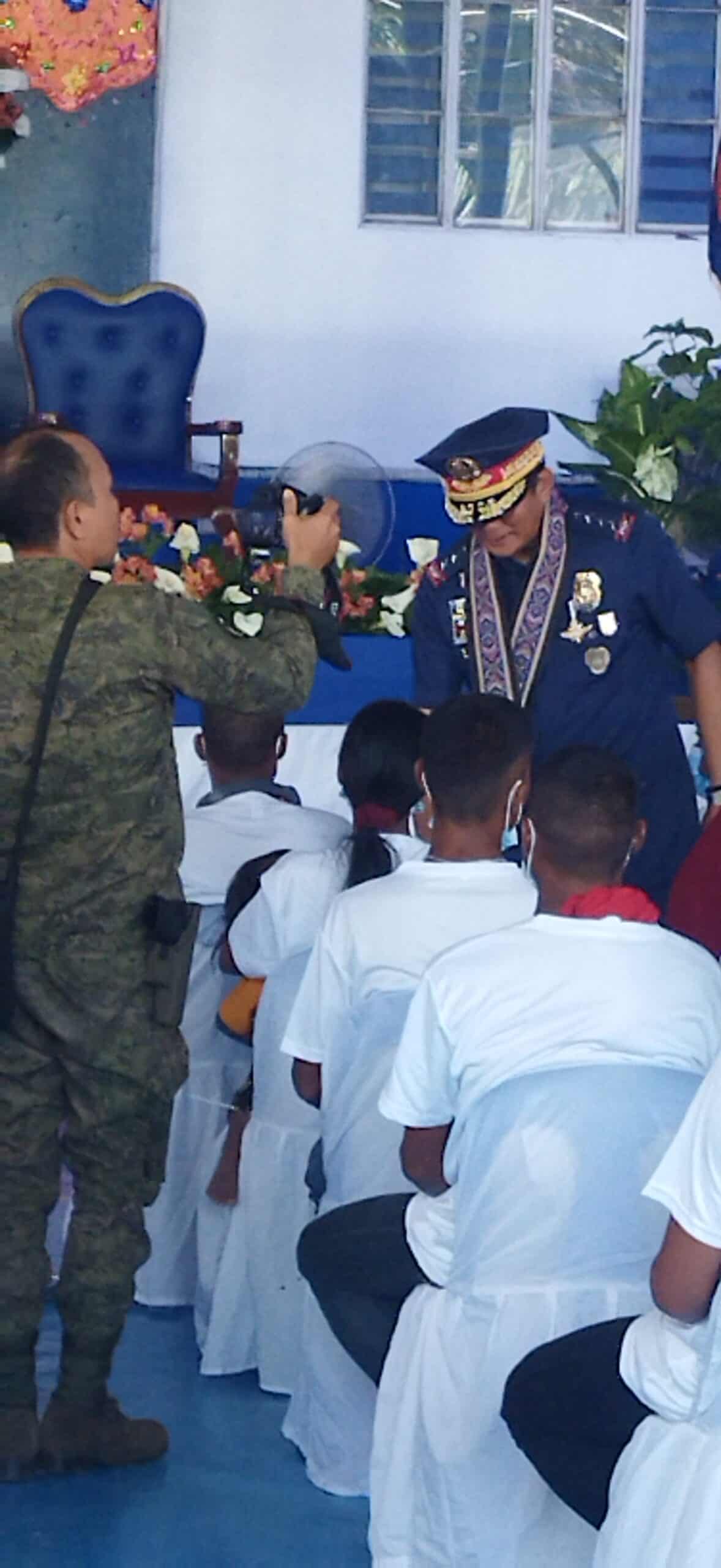 43 NPA rebels in Bukidnonyield to Chief PNP in CDO - Philippine Daily Post