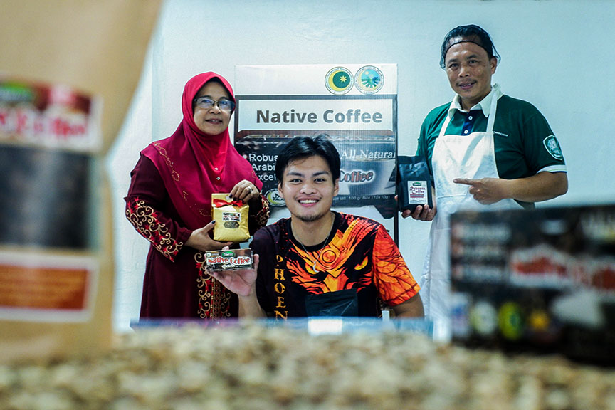 Introducing native coffee in a tea bag in Cotabato City - Philippine ...