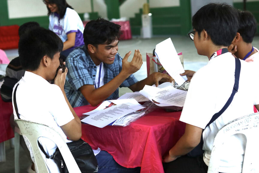 Local groups host immersion camp to preserve Butuanon language - Philippine Daily Post