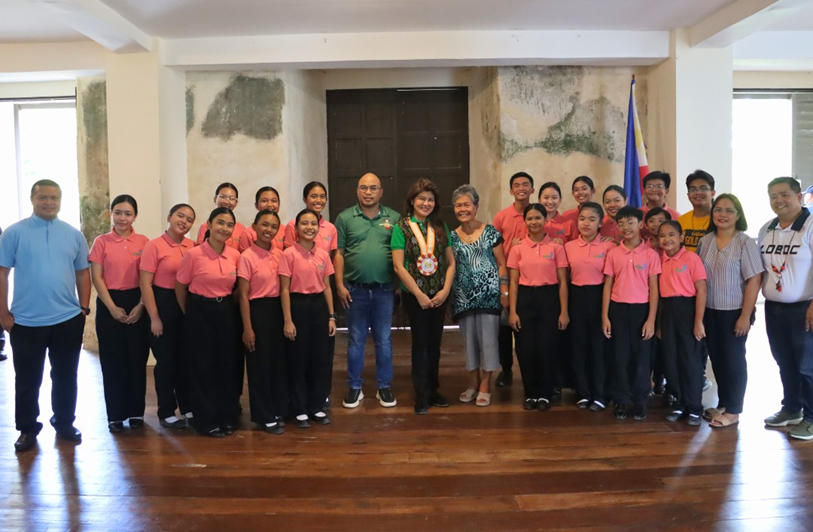 Loboc Children’s Choir wins Gawad CCP award - Philippine Daily Post