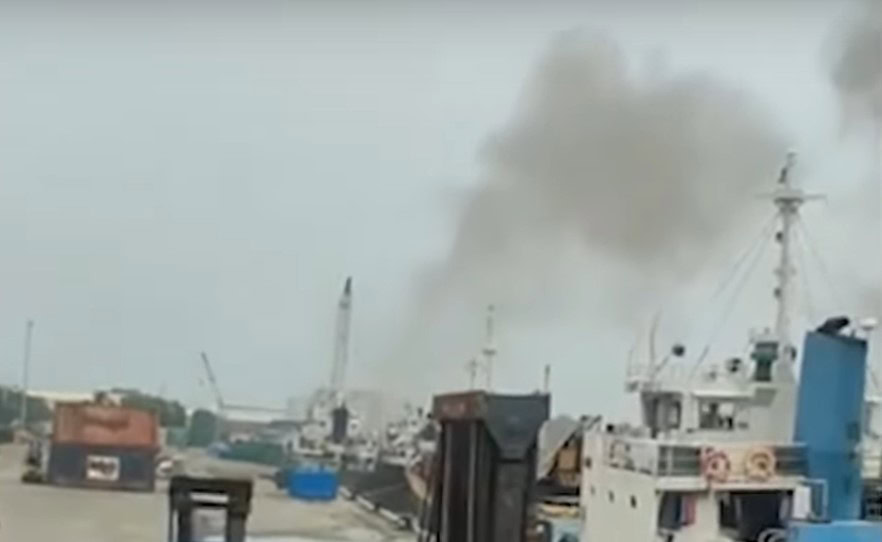 1 crew dead, 2 others hurt in cargo ship fire in Manila - Philippine ...