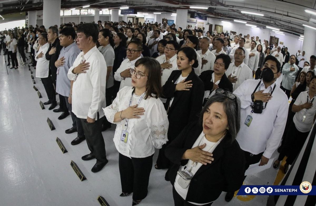 Pimentel, Hontiveros hit Bagong Pilipinas hymn singing at Senate flag ...