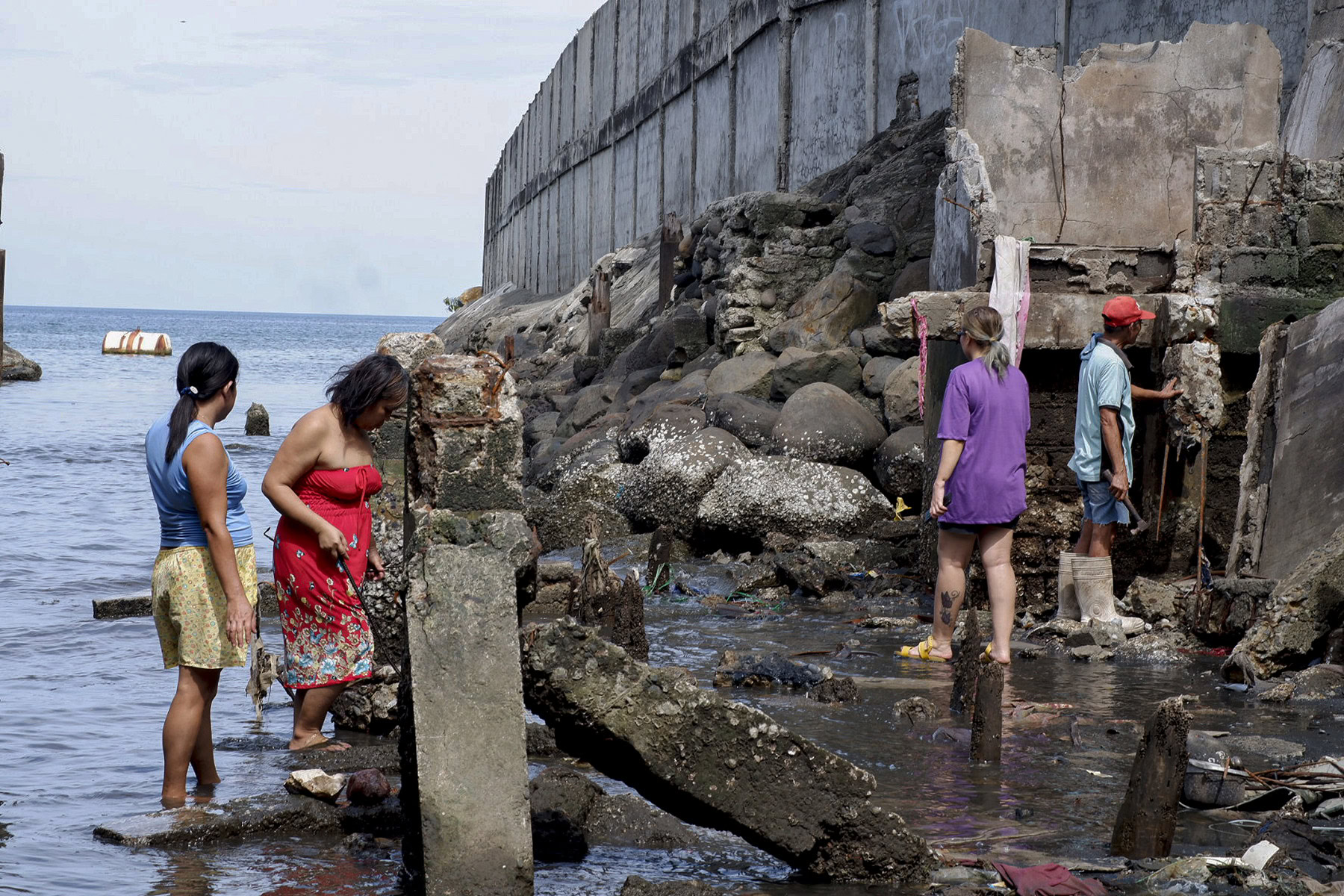 Tropical storm Kristine destroys 3 houses in CDO - Philippine Daily Post