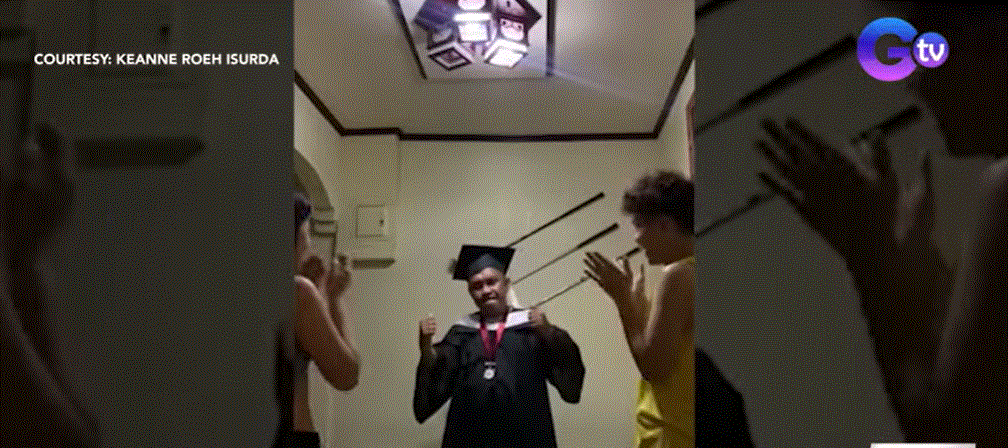 Son lets father wear toga to grant his ‘graduation’ dream - Philippine ...