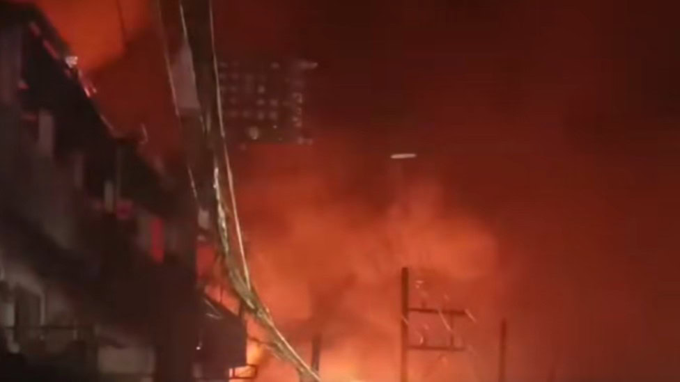 At least one hurt in Malabon residential fire - Philippine Daily Post